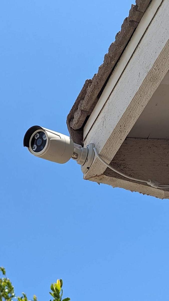 Weathering the Storm: OOSSXX Outdoor Cameras for Harsh Conditions